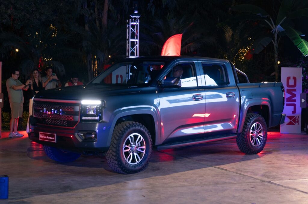 JMC presenta renovada línea de pick ups: Vigus Pro, Vigus EV de motor ...