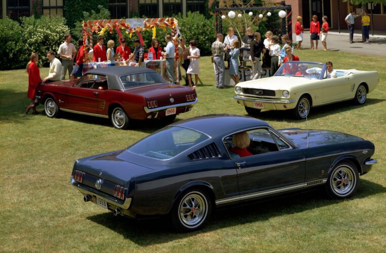 El Ford Mustang cumple 60 años, un ícono en nacido en Dearborn ...