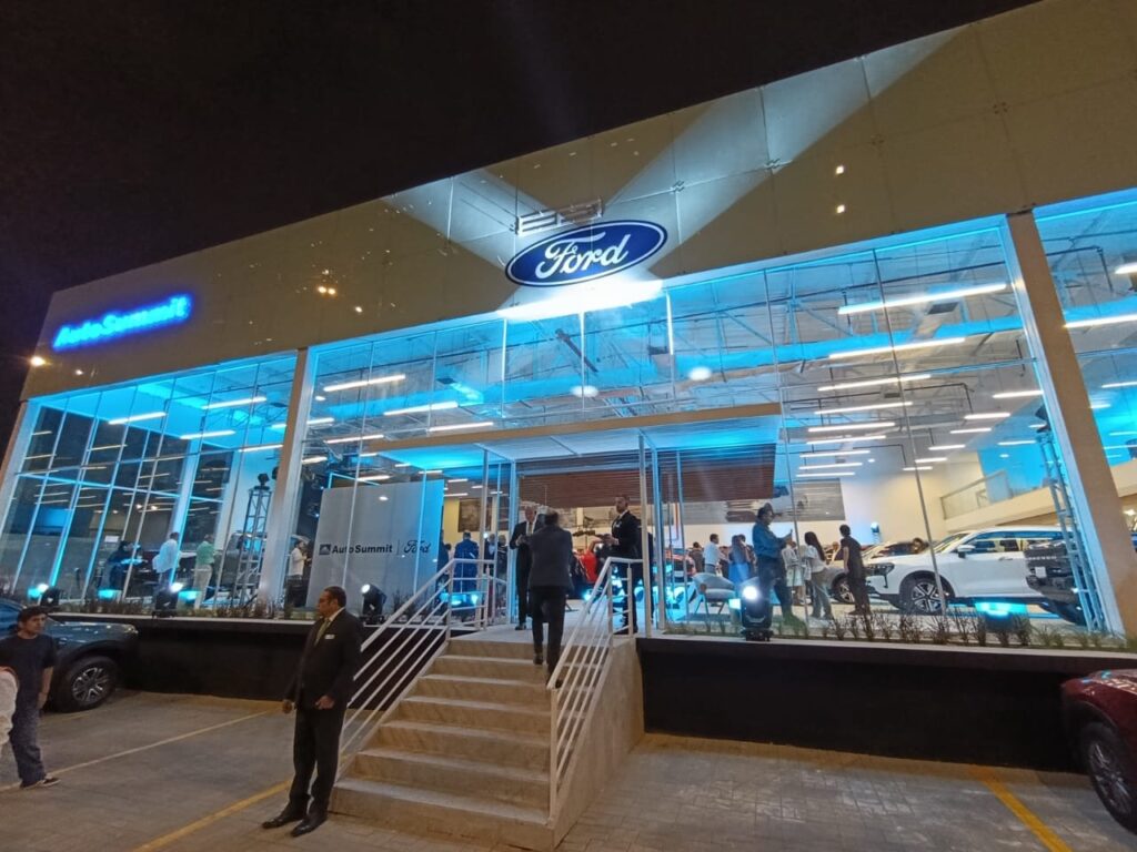 Ford Perú fortalece su red de concesionarios con sede renovada de Auto ...