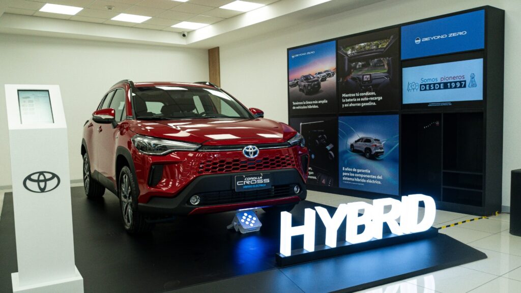 Toyota del Perú y Mitsui Automotriz inauguran nuevo punto de ventas en ...