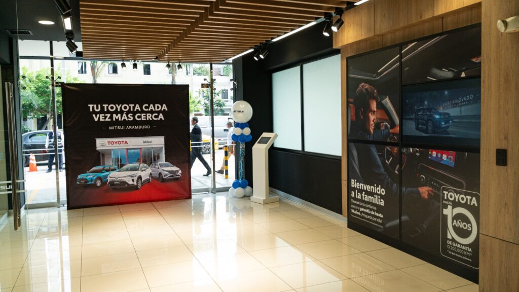 Toyota del Perú y Mitsui Automotriz inauguran nuevo punto de ventas en ...